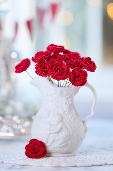 Red Crochet Rose – Candyfleece